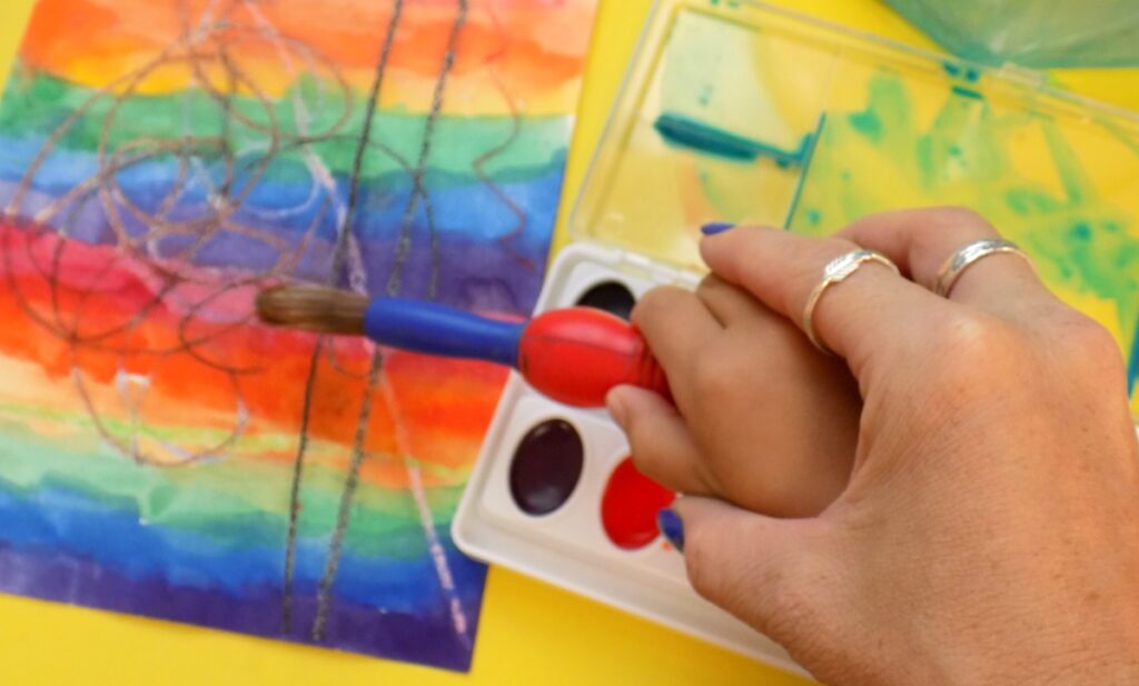 3 Ways to Better Work With Teaching Aides in the Art Room - The Art of ...