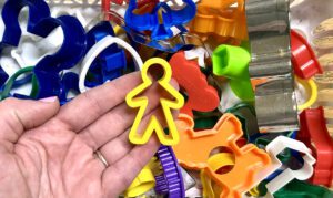 10 Mixed-Media Artists to Inspire You and Your Students - The Art of ...